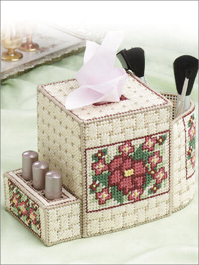 "Cosmetics Caddy" | Plastic Canvas Pattern