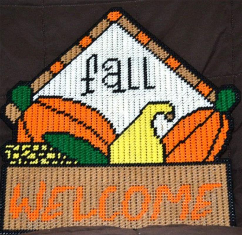 "Fall Welcome" | Plastic Canvas Pattern