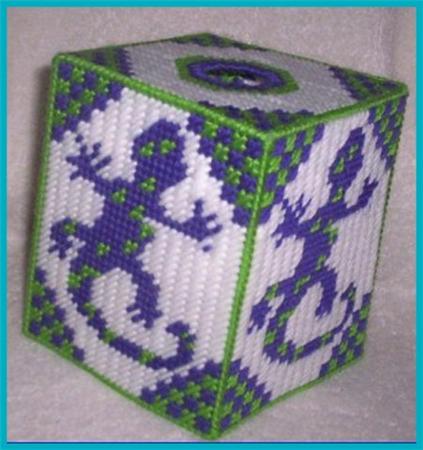 "Gecko Tissue Box Cover" | Plastic Canvas Pattern