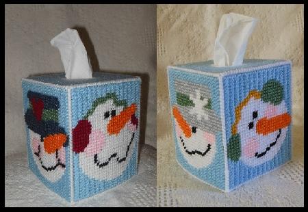 "Snowmen Tissue Box Cover" | Plastic Canvas Pattern