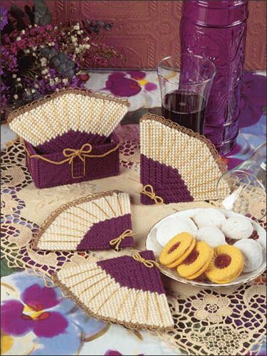 "Victorian Fan Coasters" | Plastic Canvas Pattern