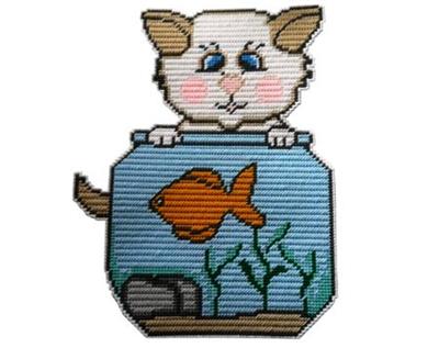 "Funny feline Fishing" | Plastic Canvas Pattern