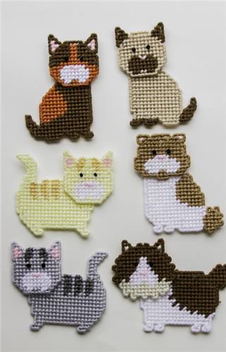 "Kitty Cat Magnet Set" | Plastic Canvas Pattern